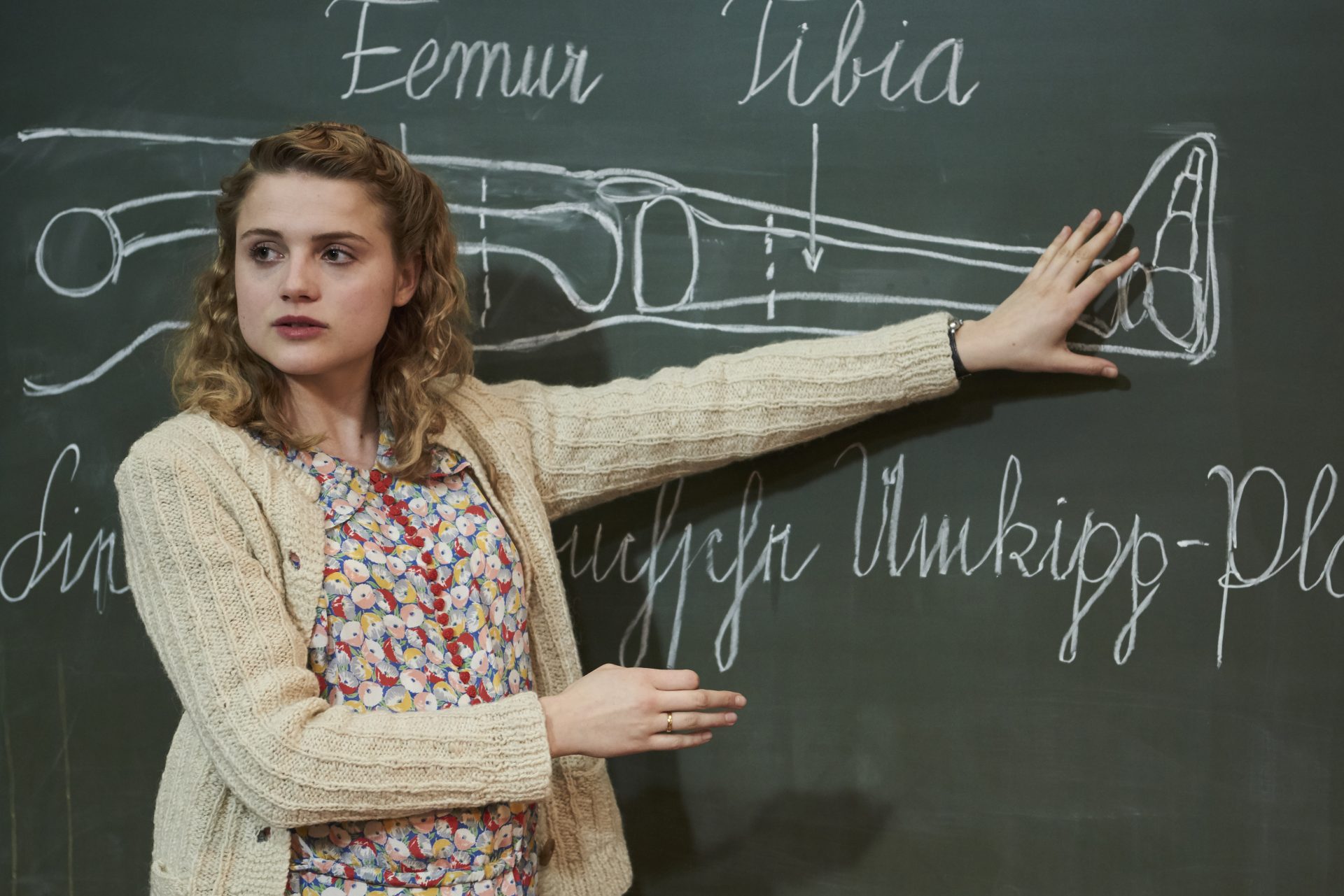 CHARITÉ (Staffel I-IV) | Erste Staffel der Miniserie für Das Erste ...