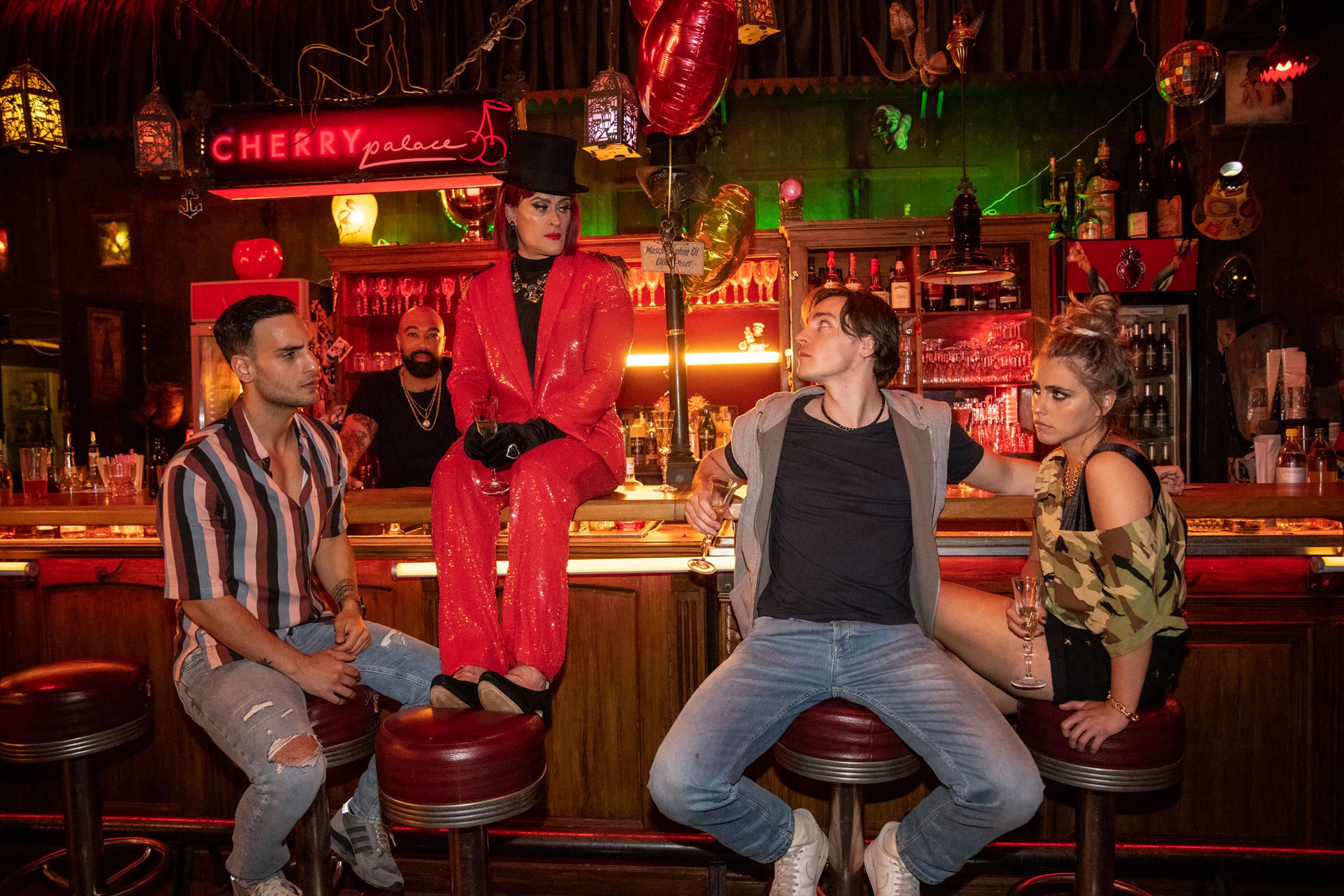 ALLES WAS ZÄHLT – UFA