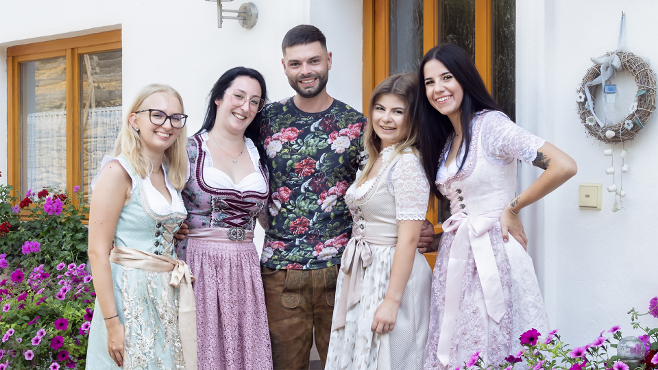 BAUER SUCHT FRAU INTERNATIONAL – Start der 7. Staffel am 16. Juni 2025 – UFA