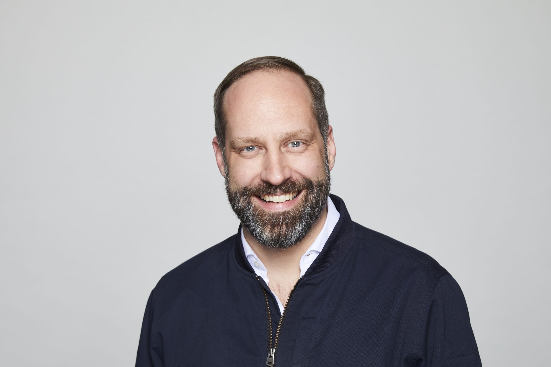 UFA Serial Drama produziert 120 neue Folgen von LENßEN HILFT für Sat.1 – UFA